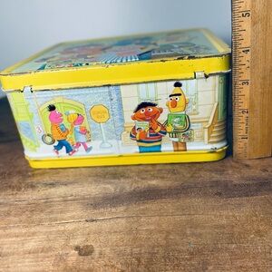 aladdin | Other | Vintage Sesame Street Muppets Metal Lunch Box 979 ...